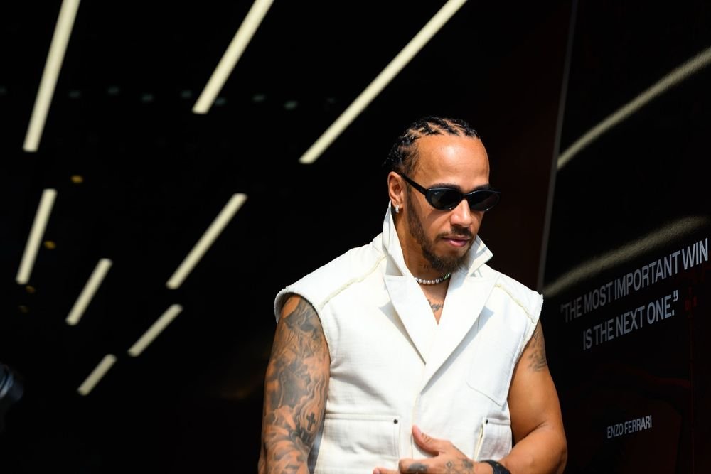 Como Lewis Hamilton desobedeceu Ron Dennis para dirigir no "Top Gear ...